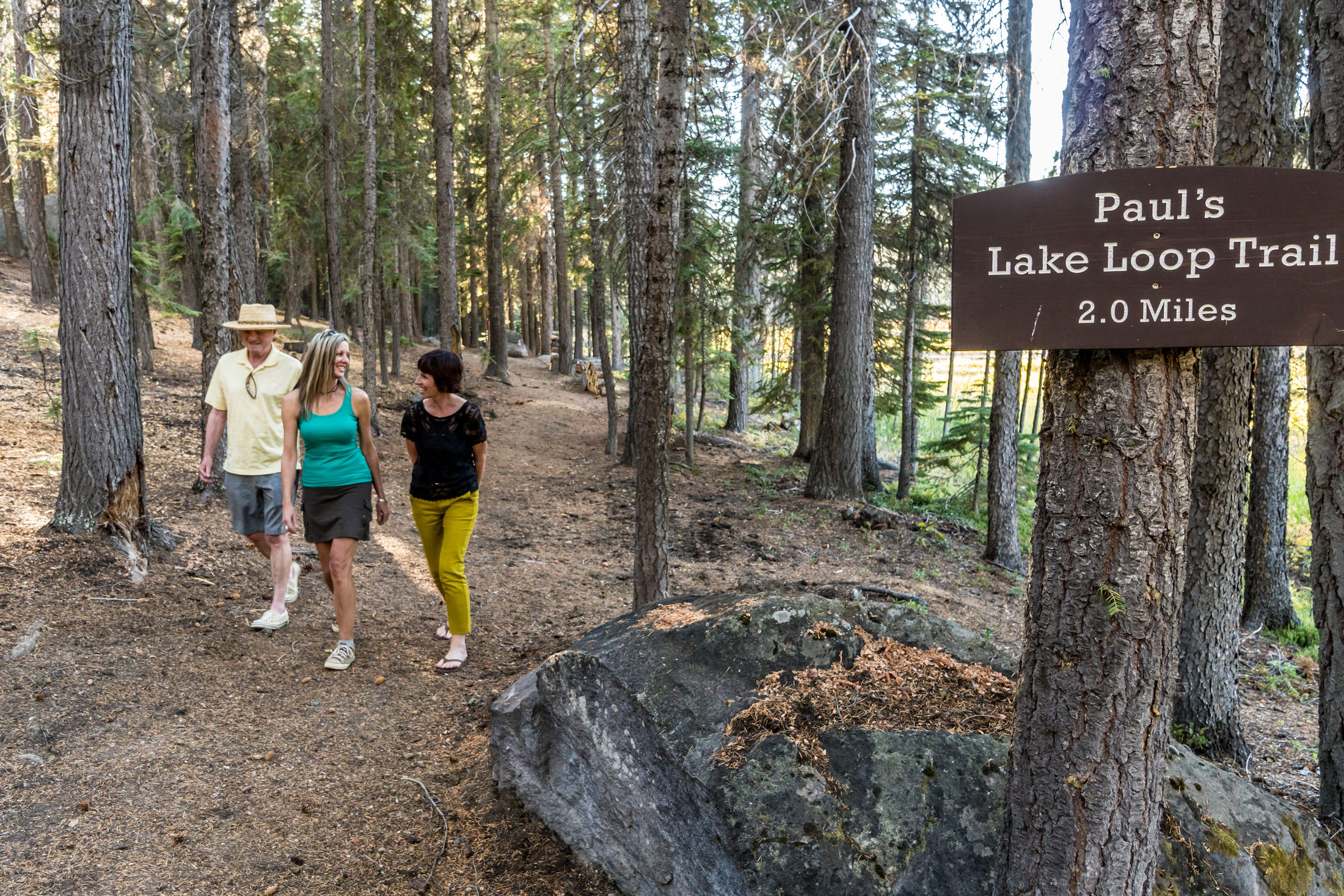 Hiking - TUMALO LAKE LODGE