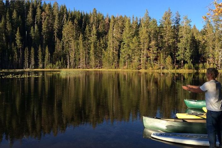 Fly Fishing - TUMALO LAKE LODGE